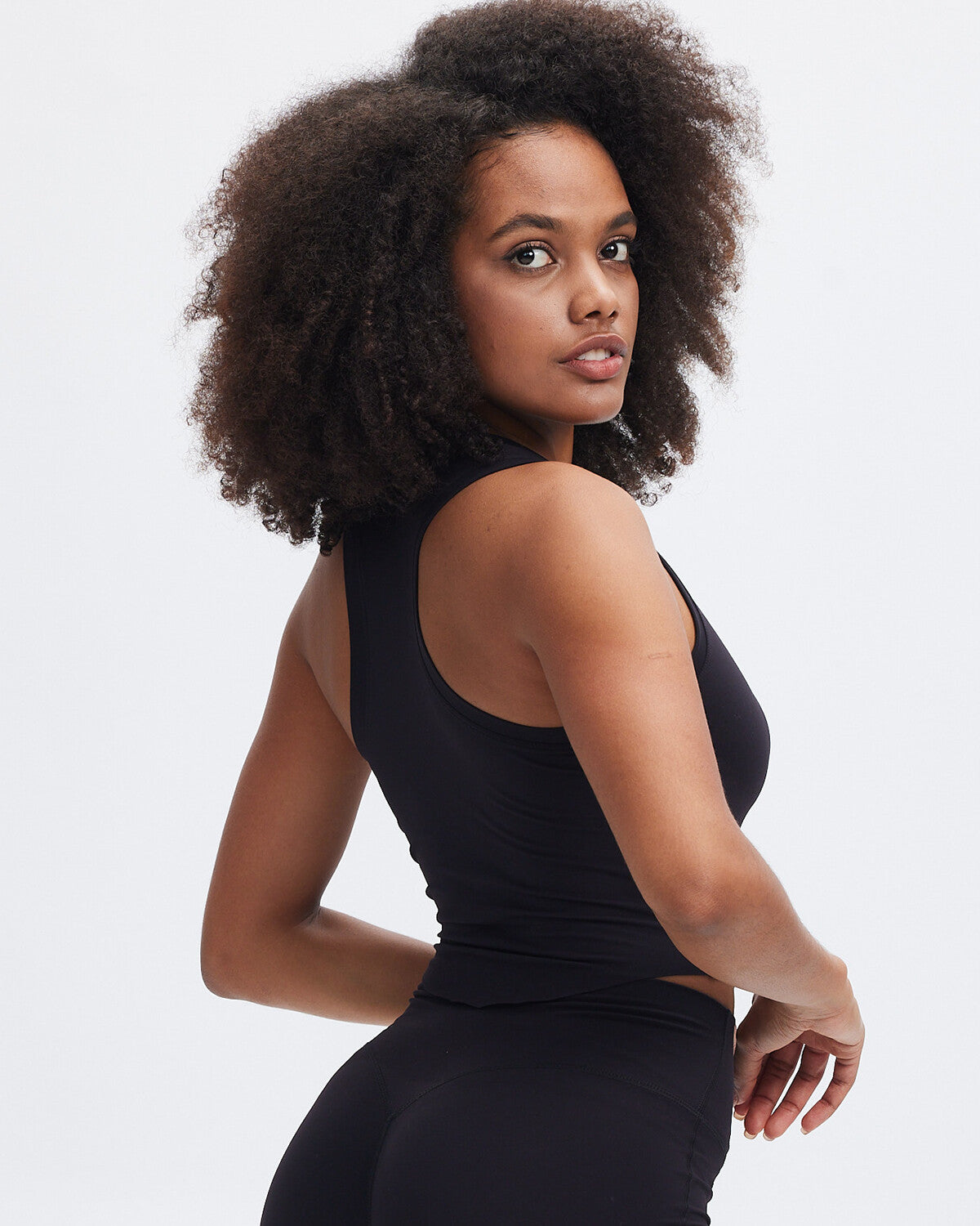 Dani Crop Top - Black – Amelia Activewear